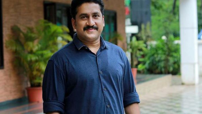 'അത്ഭുതമാണോ, അമ്മയുടെയും അച്ഛന്‍റെയും പ്രാർത്ഥനയാണോ അറിയില്ല, മരണം ...